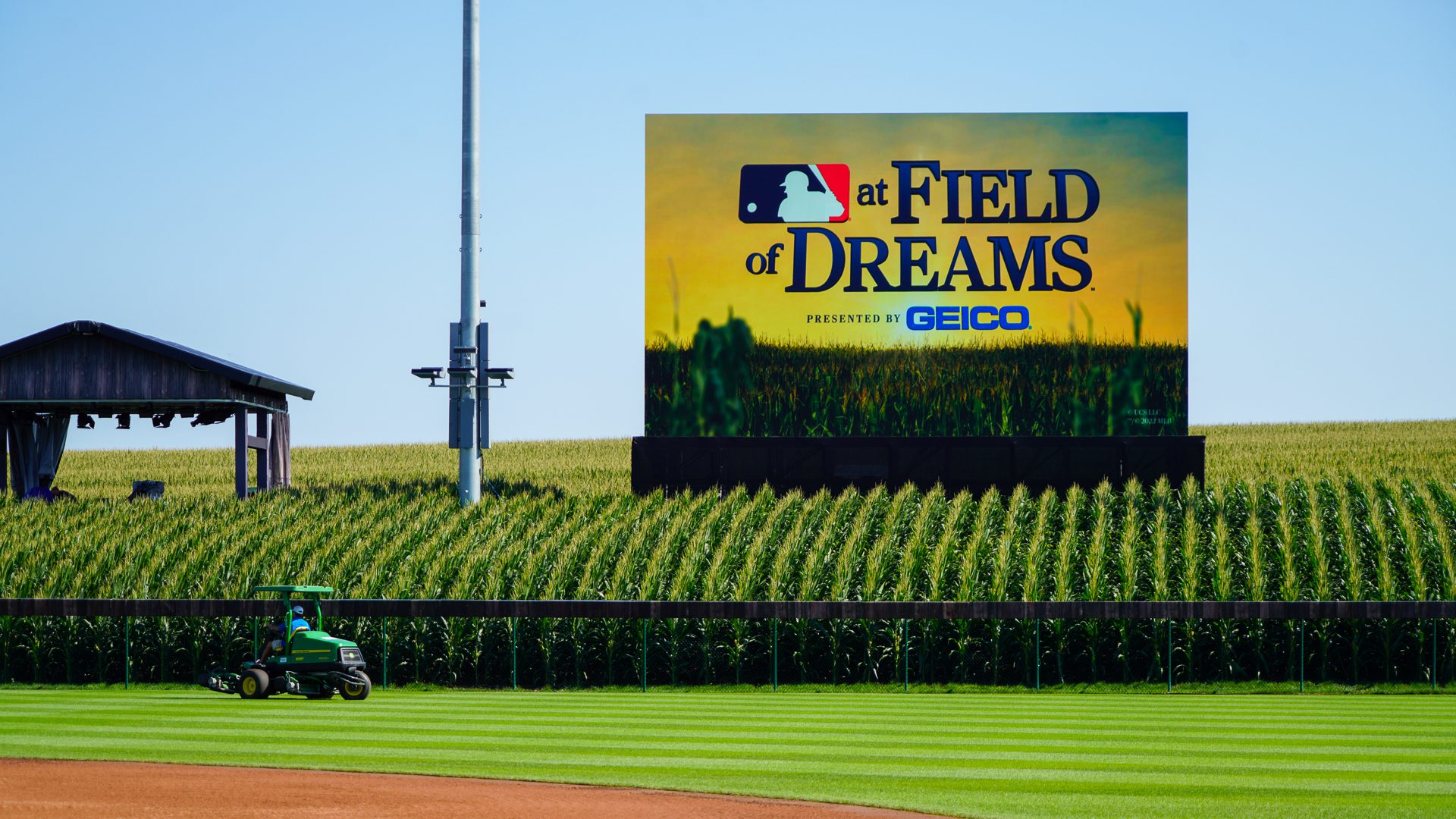 PHOTOS: Cubs take in the 'magic' of Field of Dreams | Marquee Sports ...