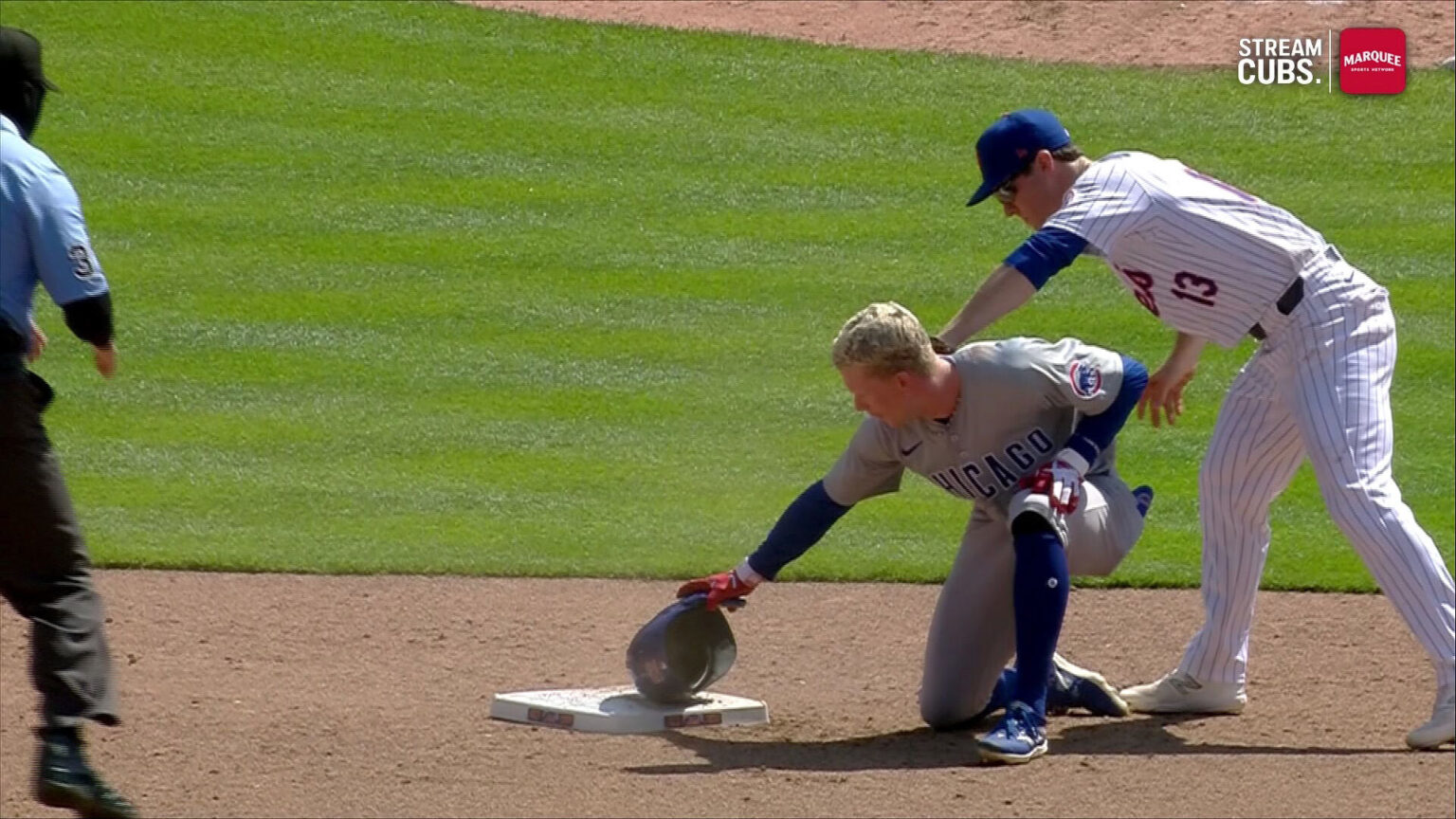 Cubs' Pete Crow-Armstrong gets creative on the bases in a weirdly fun ...