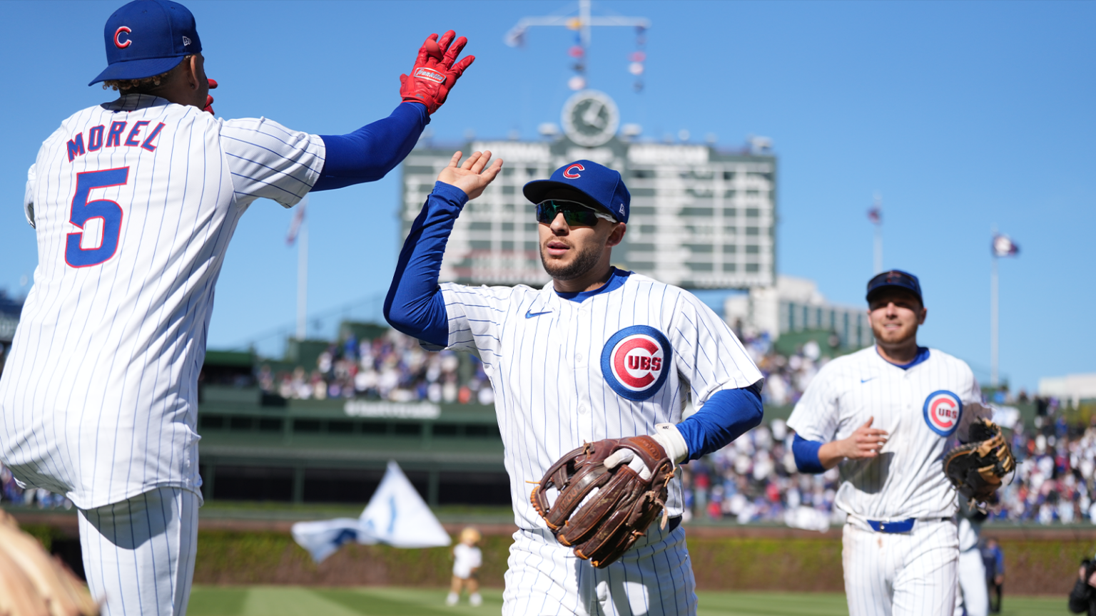 Cubs' infield depth takes hit with injury to third baseman | Chicago ...
