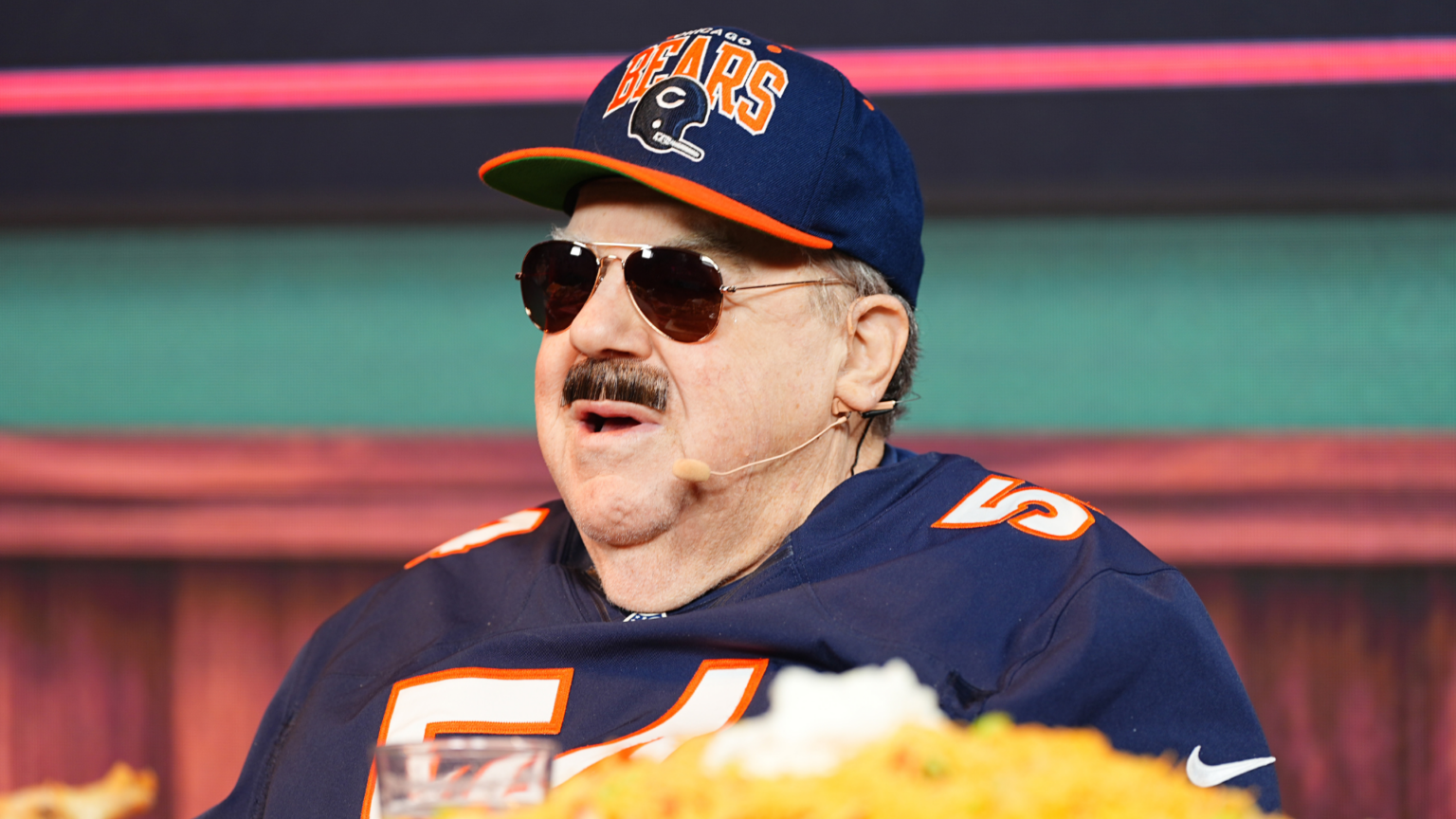 George Wendt, Chicago native and Bears 'superfan Bob Swerski,' dies at ...
