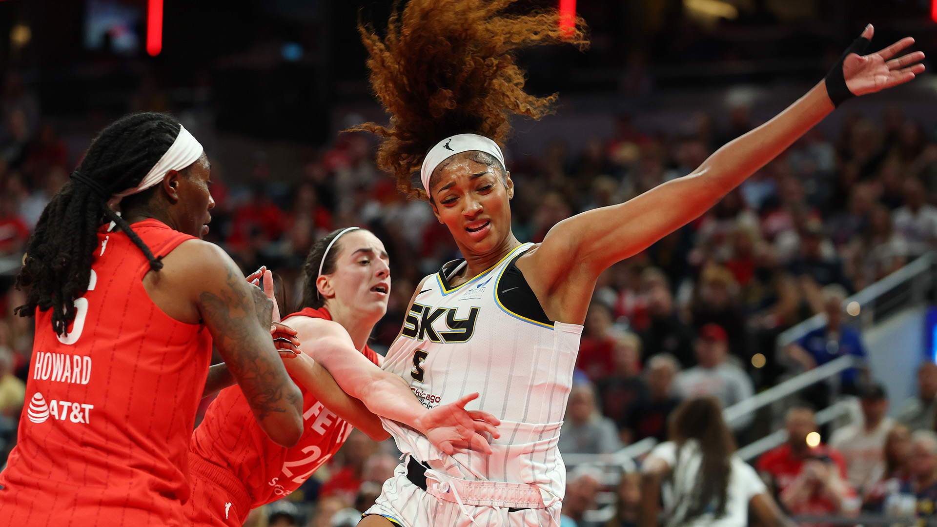 WNBA investigating fans' racial comments toward Angel Reese at Sky ...