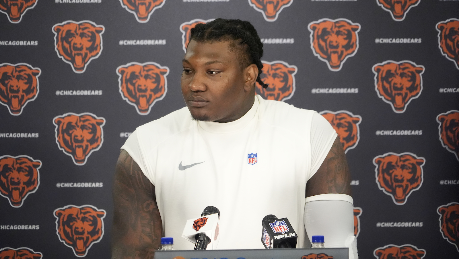 Bears detail how Gervon Dexter Sr. brings leadership to defensive line ...