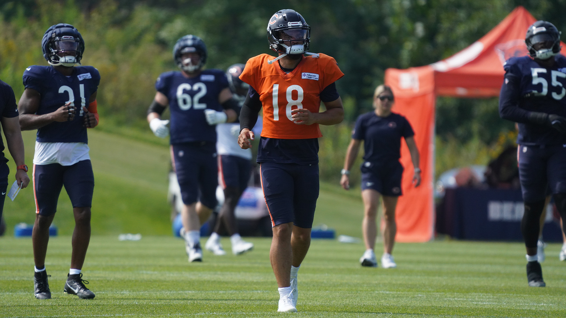 Bears camp report: Caleb Williams, O-line produce mixed results vs ...